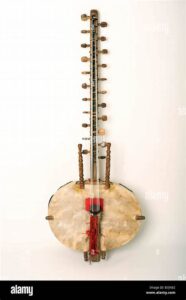 Review Of The African Kora Instrument With A Unique, Magical Sound - MW ...